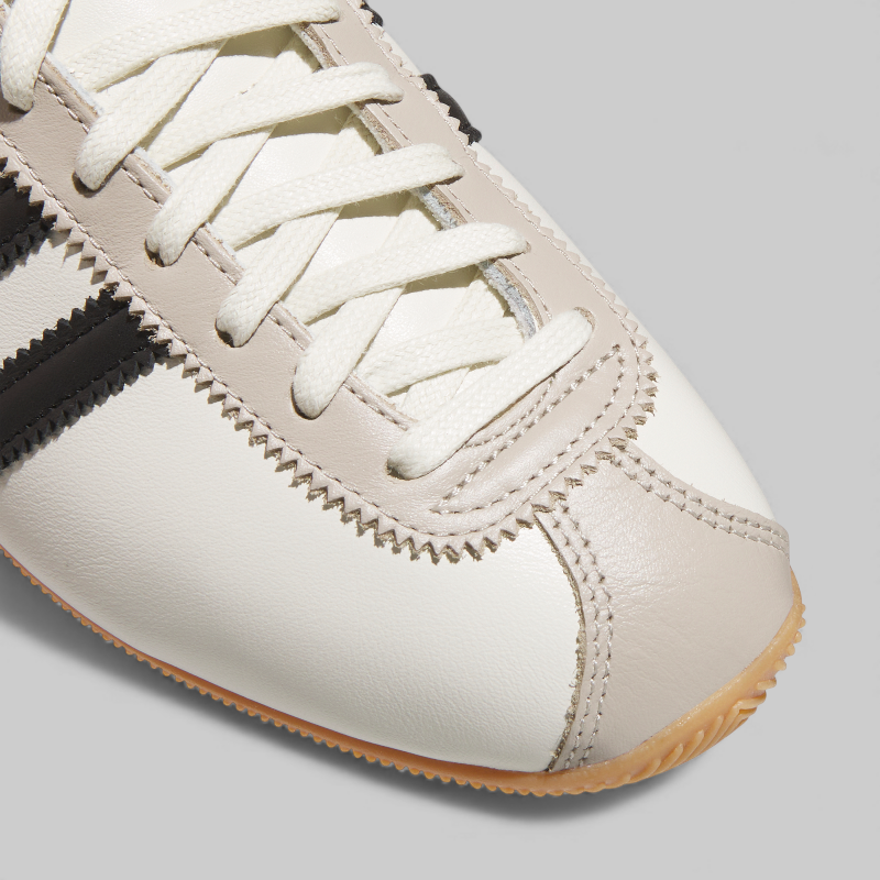 Japan - Off White/Black – LOADED